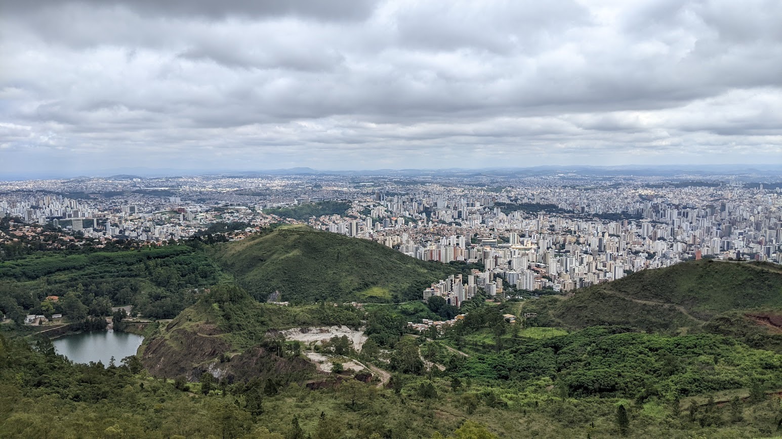 Parque da Serra do Curral, em BH: trilha gratuita e vista incrível